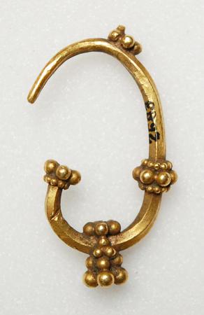 ear-ring | British Museum